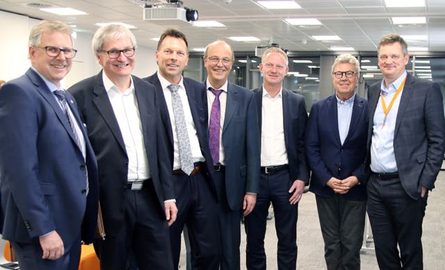 Rund 70 Unternehmer beim Wirtschaftsgespräch im Weidmüller-CTC - OWL ...